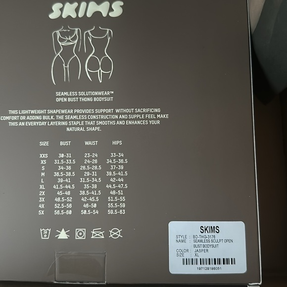 SKIMS | Intimates & Sleepwear | Skims Open Bust Seamless Sculpt Body ...